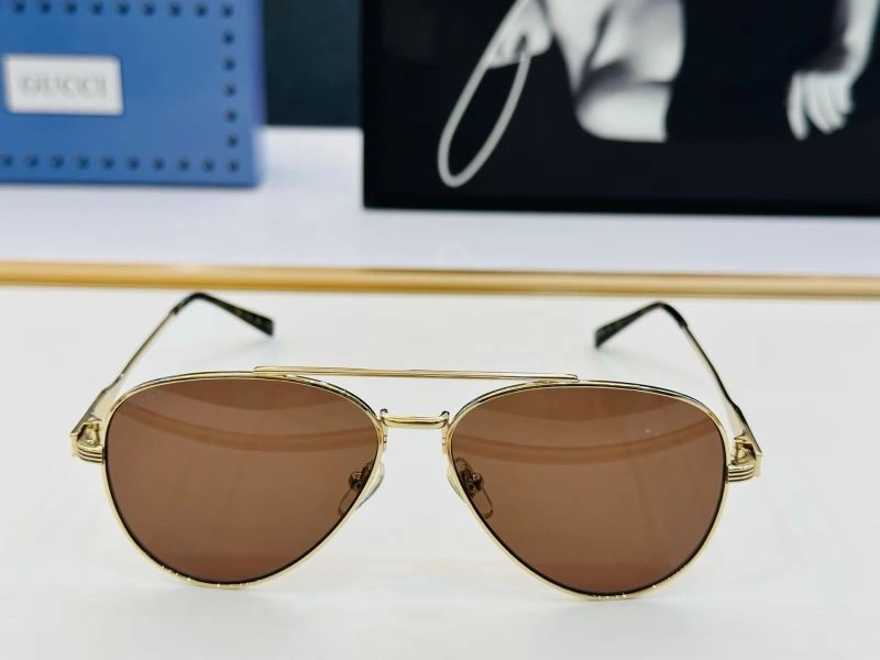 Exact replica Gucci Sunglasses