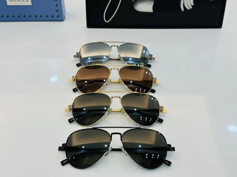 Exact replica Gucci Sunglasses