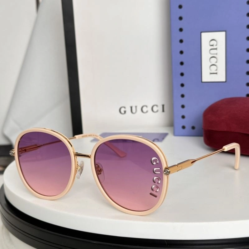 Top mirror Gucci Sunglasses