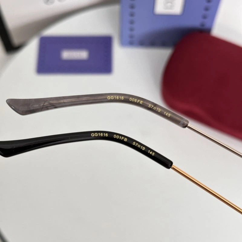 Top mirror Gucci Sunglasses