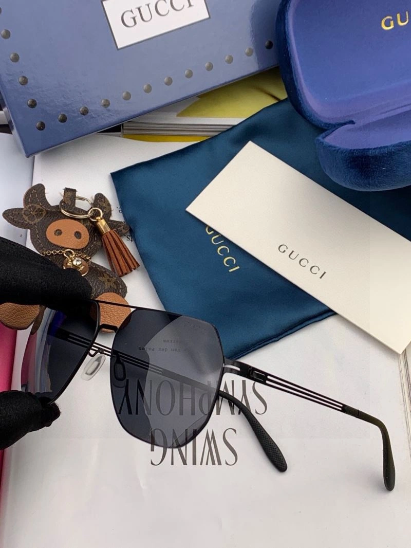 Accurate model Gucci Sunglasses