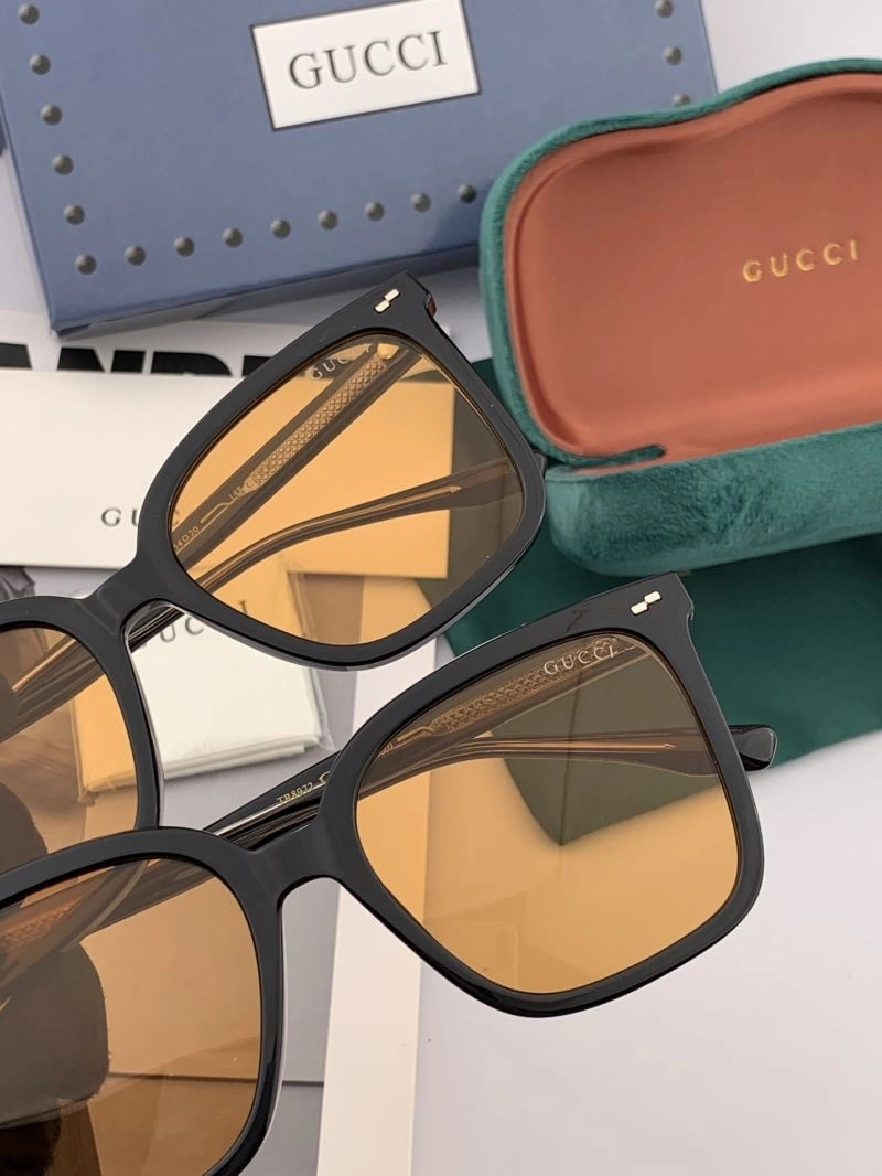 Exact replica Gucci Sunglasses
