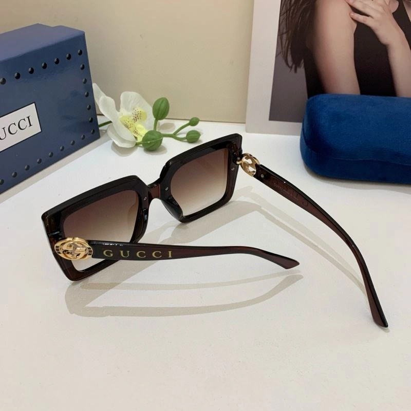 Top mirror Gucci Sunglasses