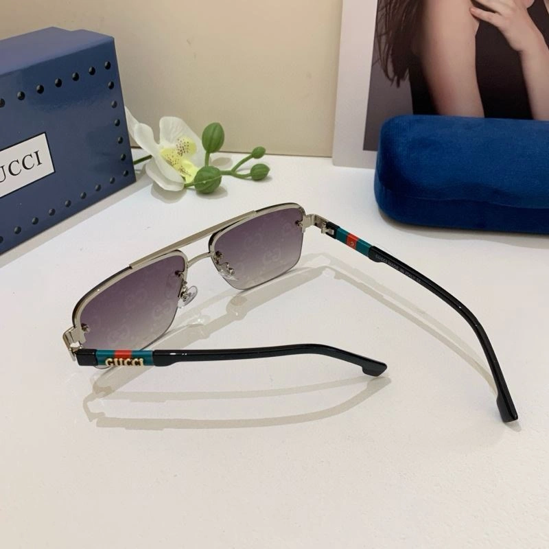 Top mirror Gucci Sunglasses