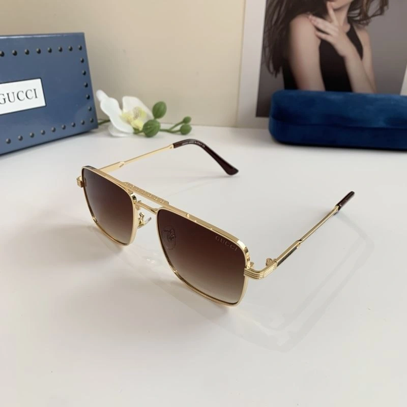 Accurate model Gucci Sunglasses