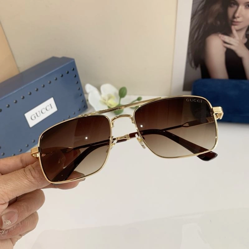 Accurate model Gucci Sunglasses