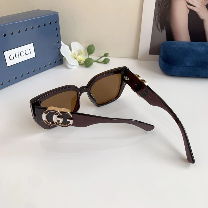 Top mirror Gucci Sunglasses