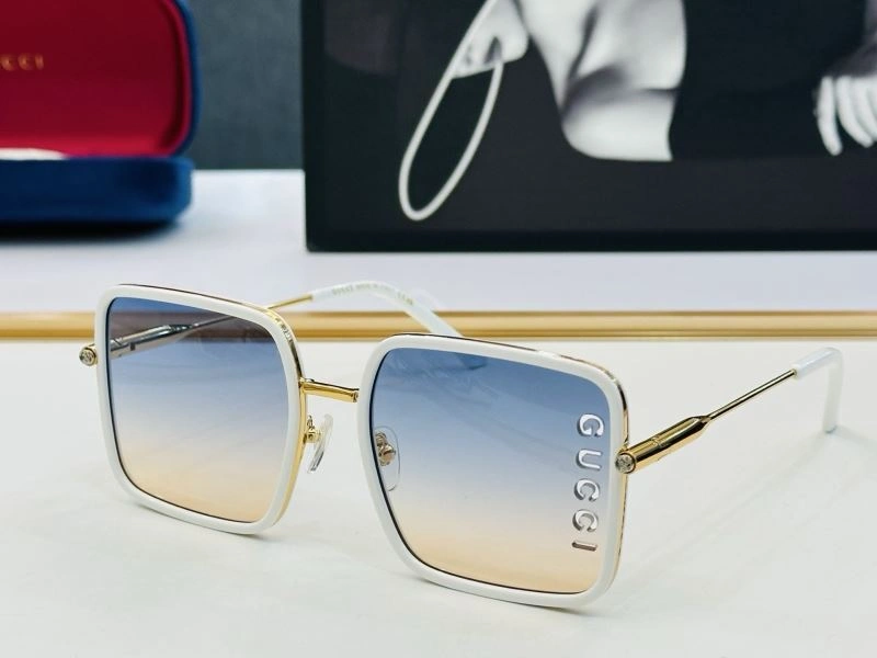 Accurate model Gucci Sunglasses
