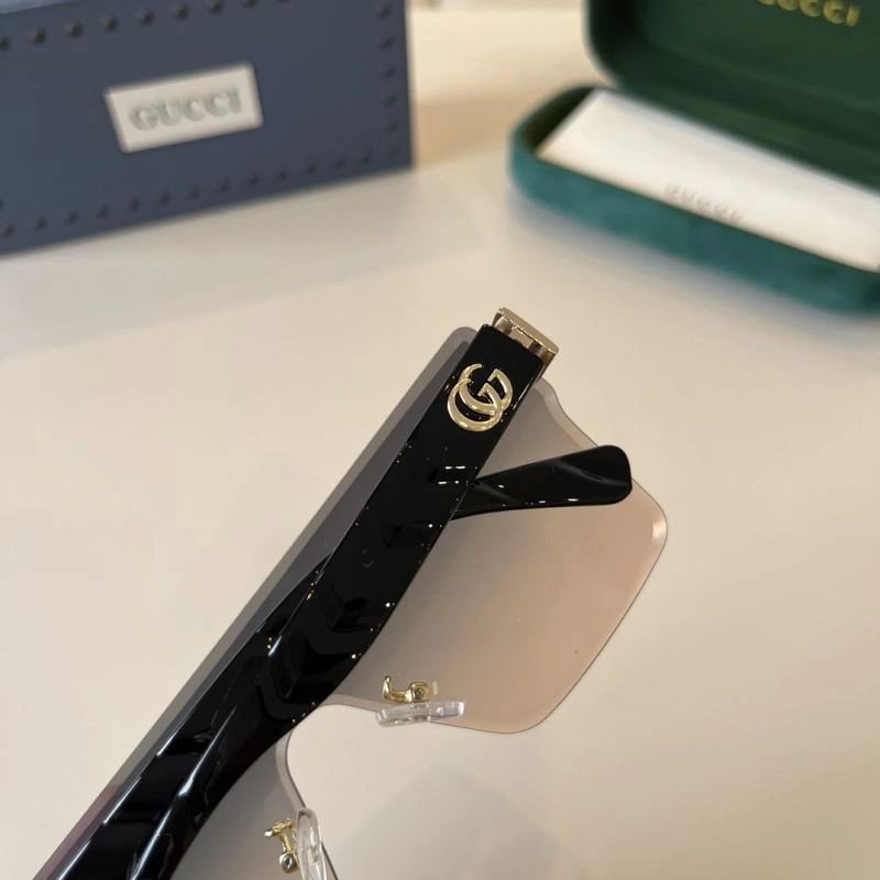 Value-priced Gucci Sunglasses