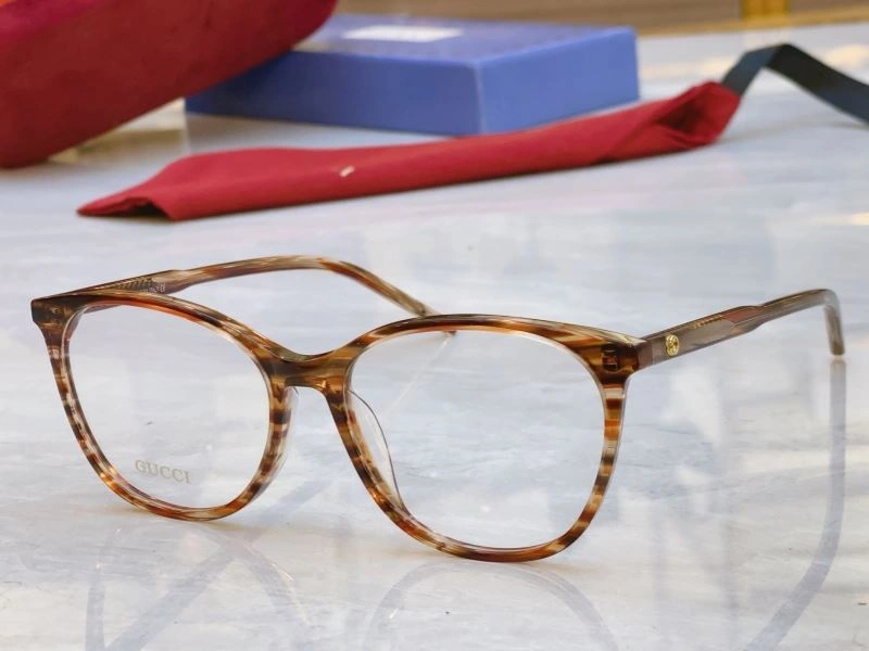 Budget-friendly Gucci Sunglasses