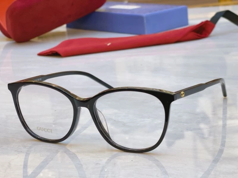 Budget-friendly Gucci Sunglasses