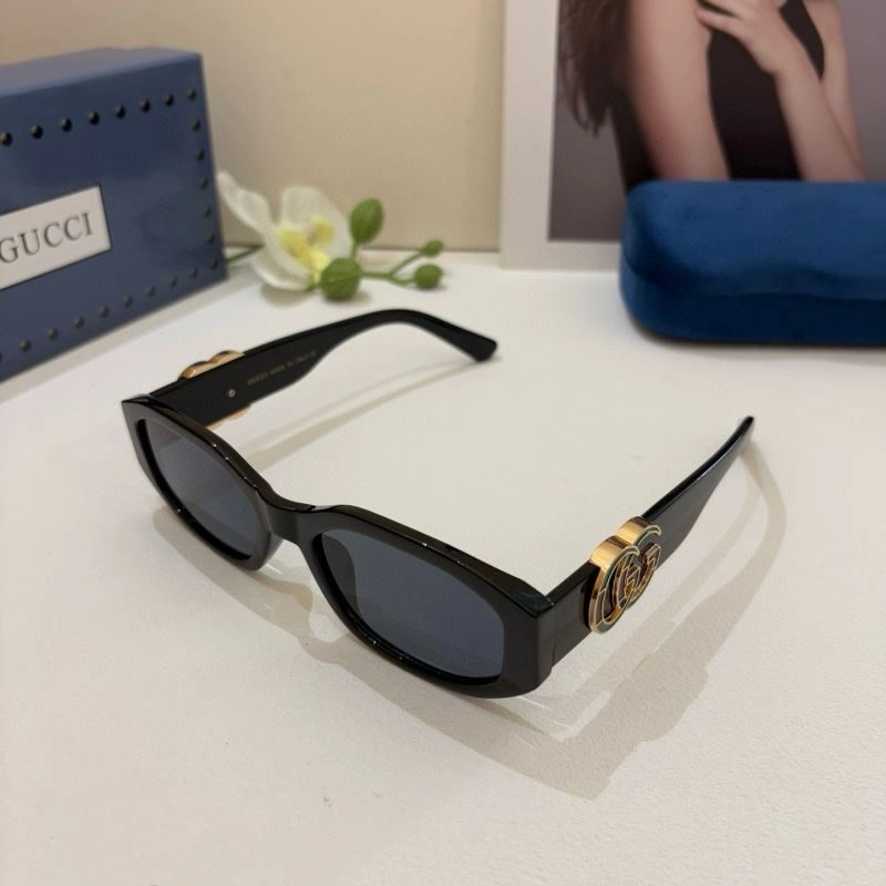 Low-cost Gucci Sunglasses