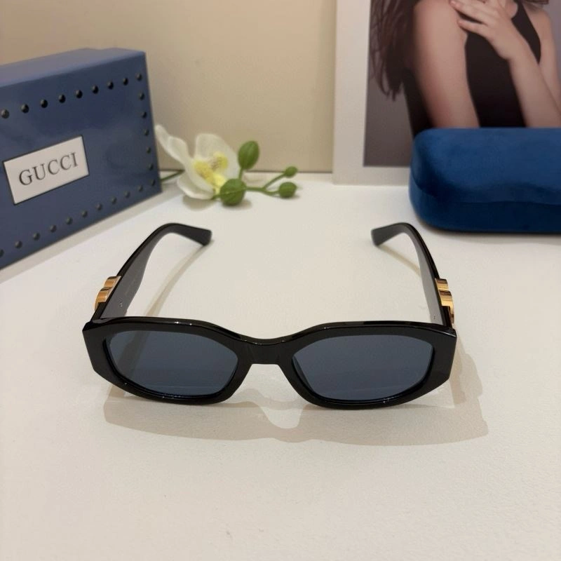 Low-cost Gucci Sunglasses