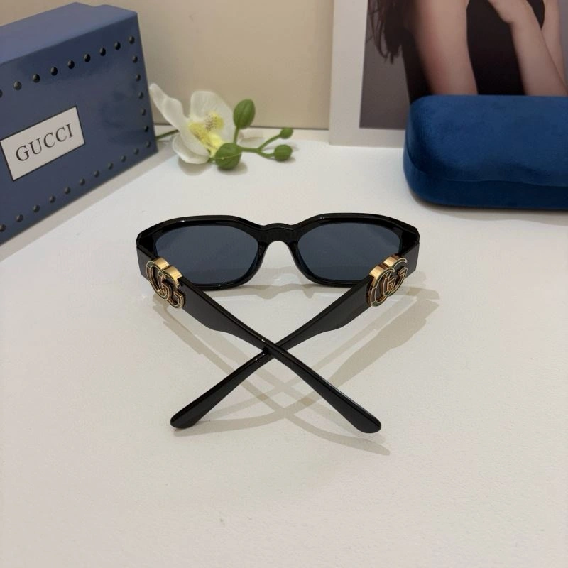 Low-cost Gucci Sunglasses