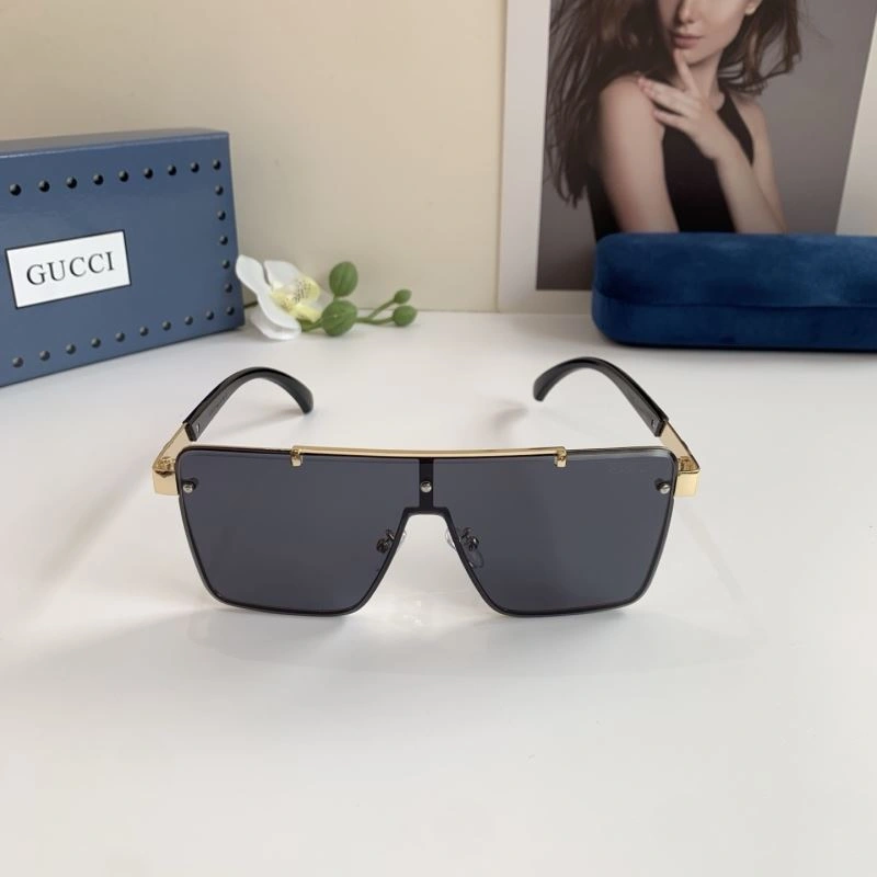 Top match Gucci Sunglasses
