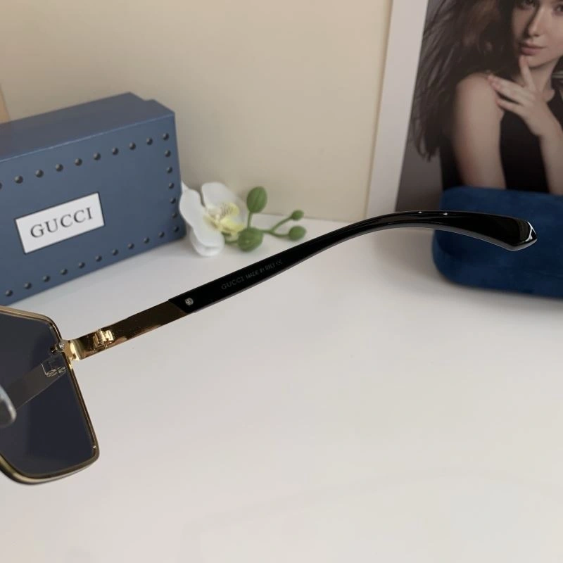Top match Gucci Sunglasses