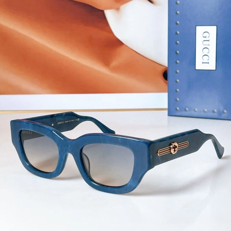 Exact replica Gucci Sunglasses