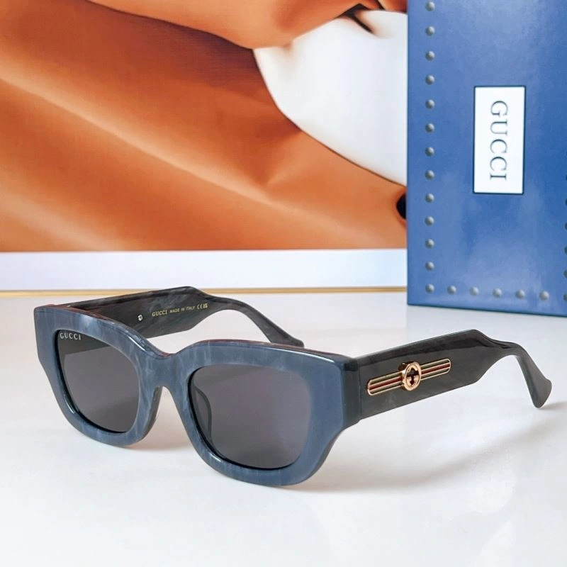 Exact replica Gucci Sunglasses