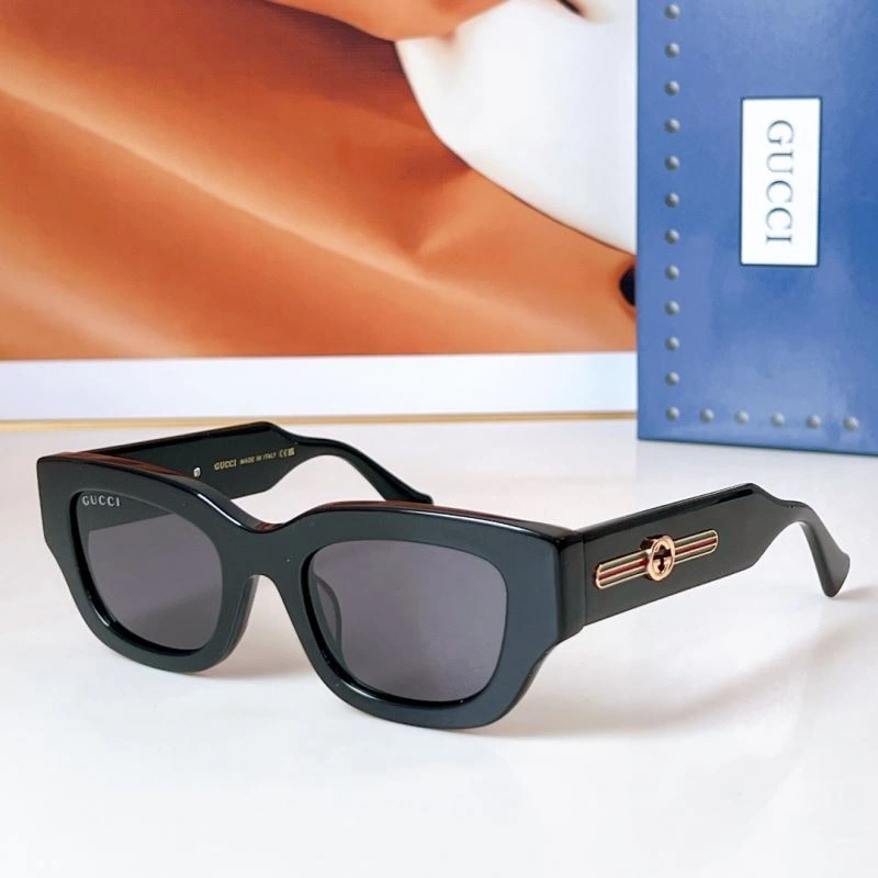 Exact replica Gucci Sunglasses
