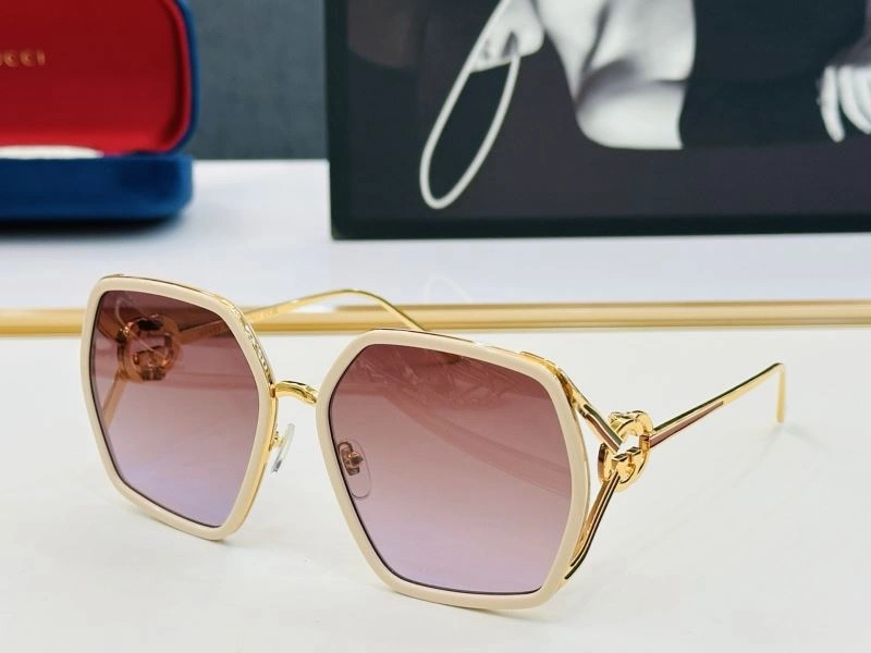 Brand-authenticated Gucci Sunglasses