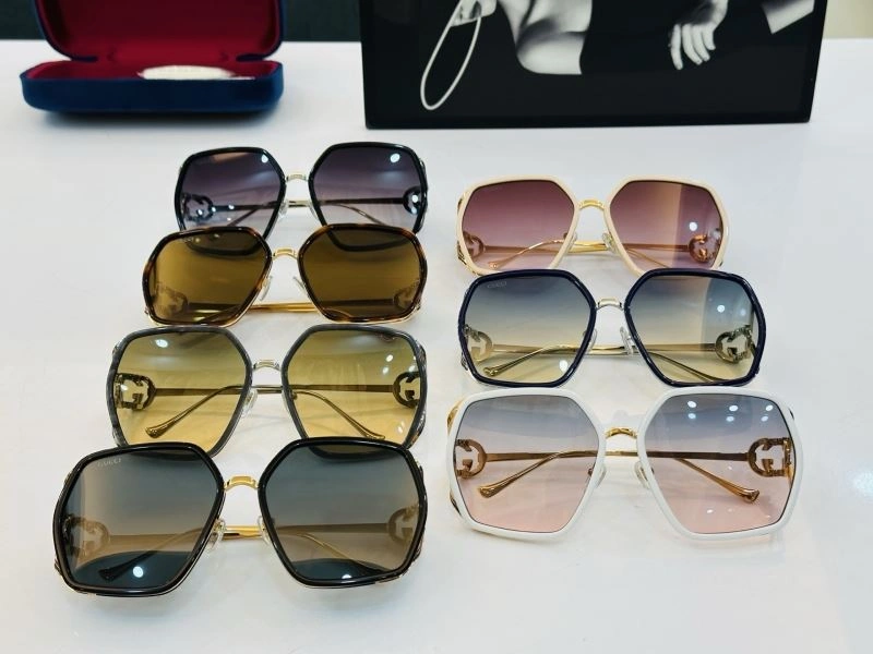 Brand-authenticated Gucci Sunglasses