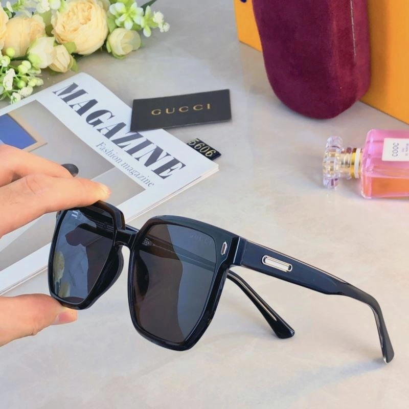Brand-authenticated Gucci Sunglasses