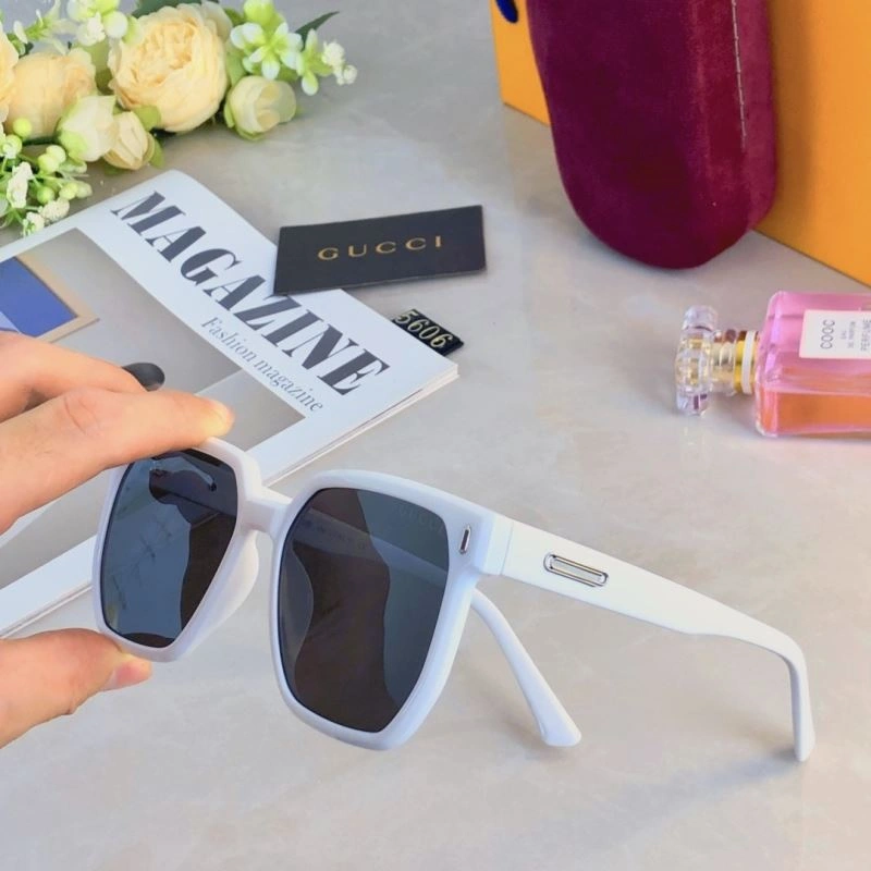 Brand-authenticated Gucci Sunglasses