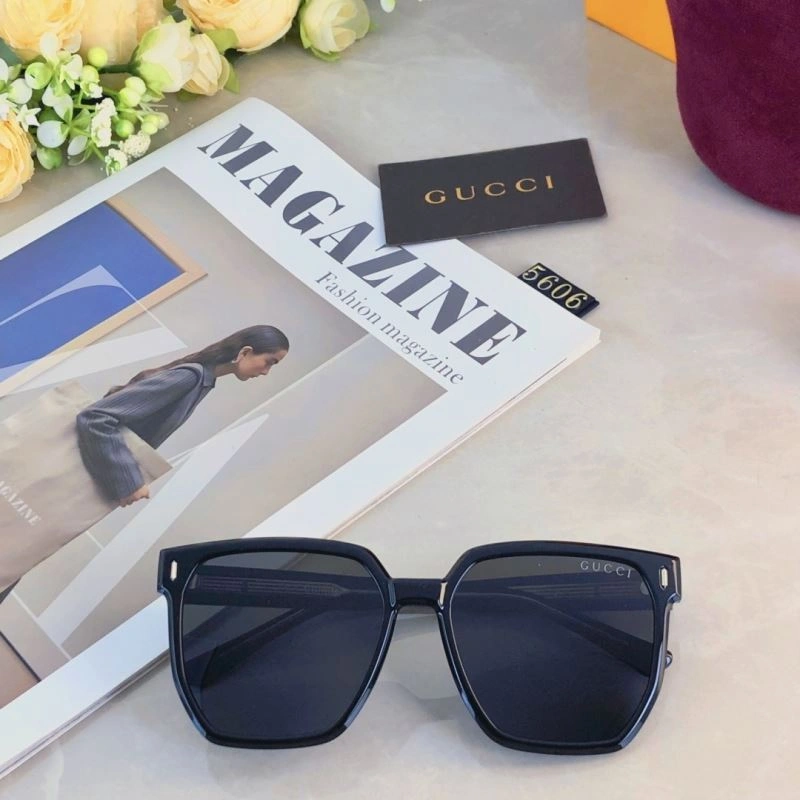 Brand-authenticated Gucci Sunglasses