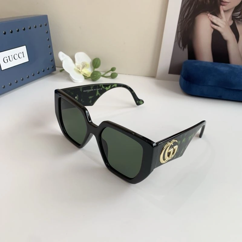 Low-cost Gucci Sunglasses