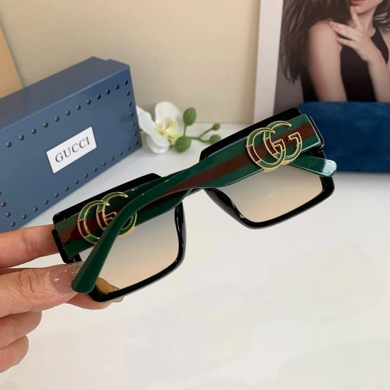 Accurate model Gucci Sunglasses
