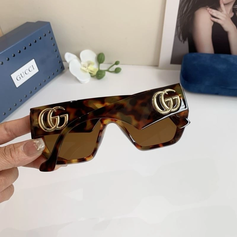Exact replica Gucci Sunglasses