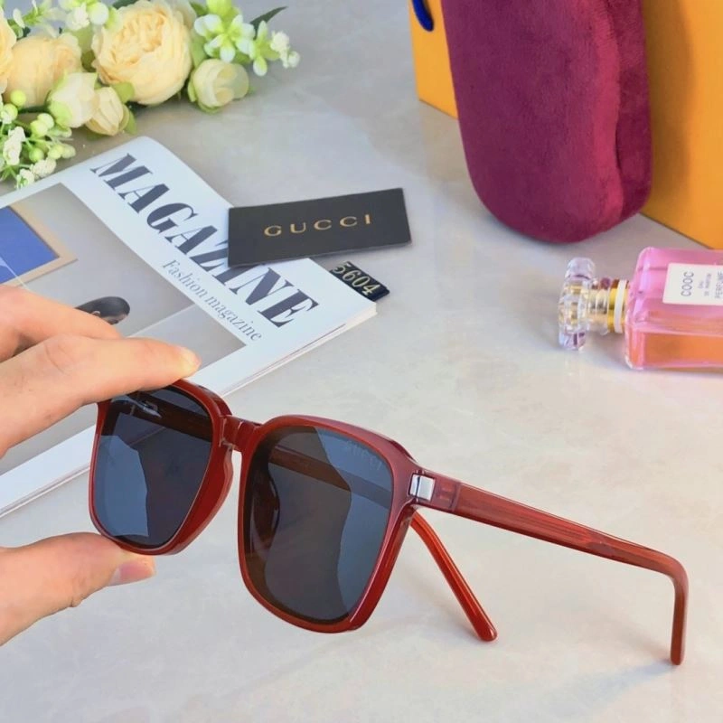 Exact replica Gucci Sunglasses