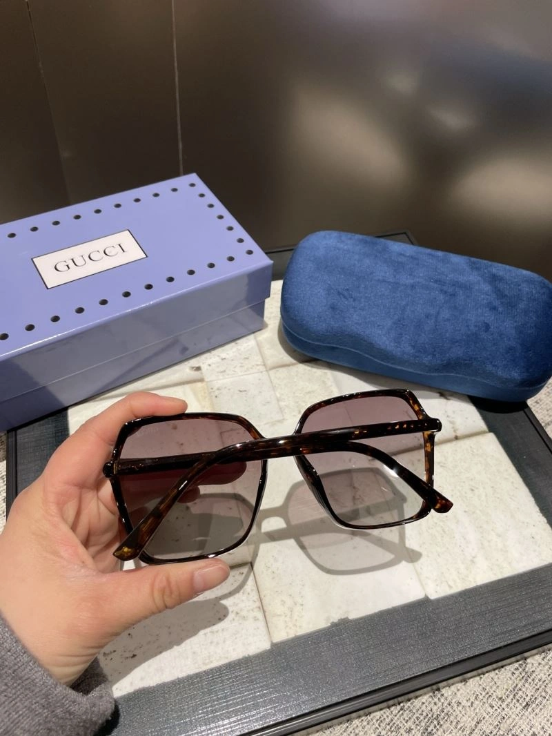 Brand-authenticated Gucci Sunglasses