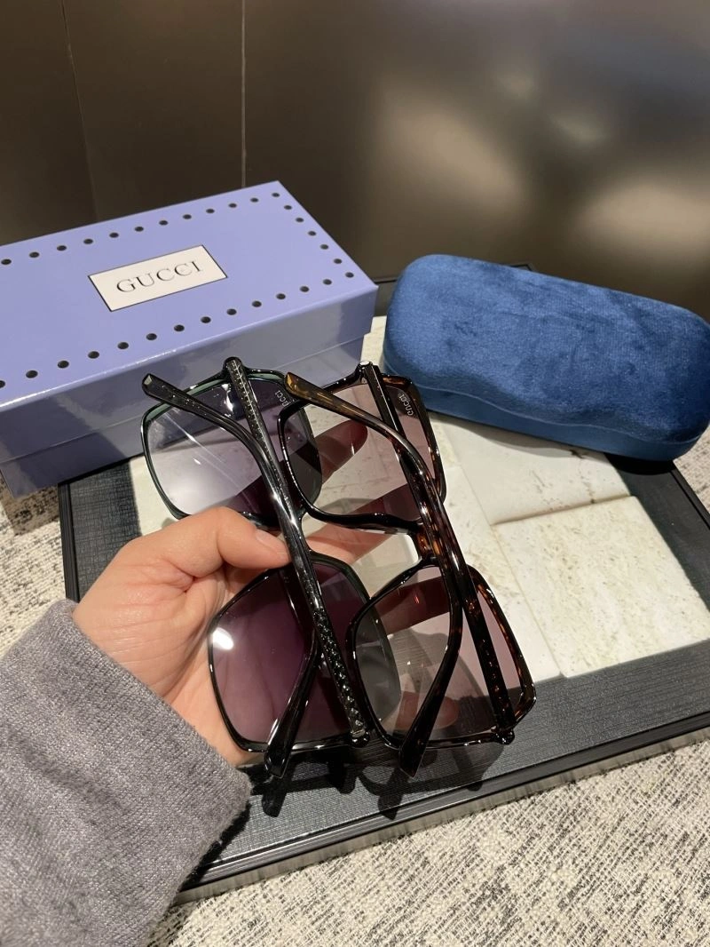 Brand-authenticated Gucci Sunglasses