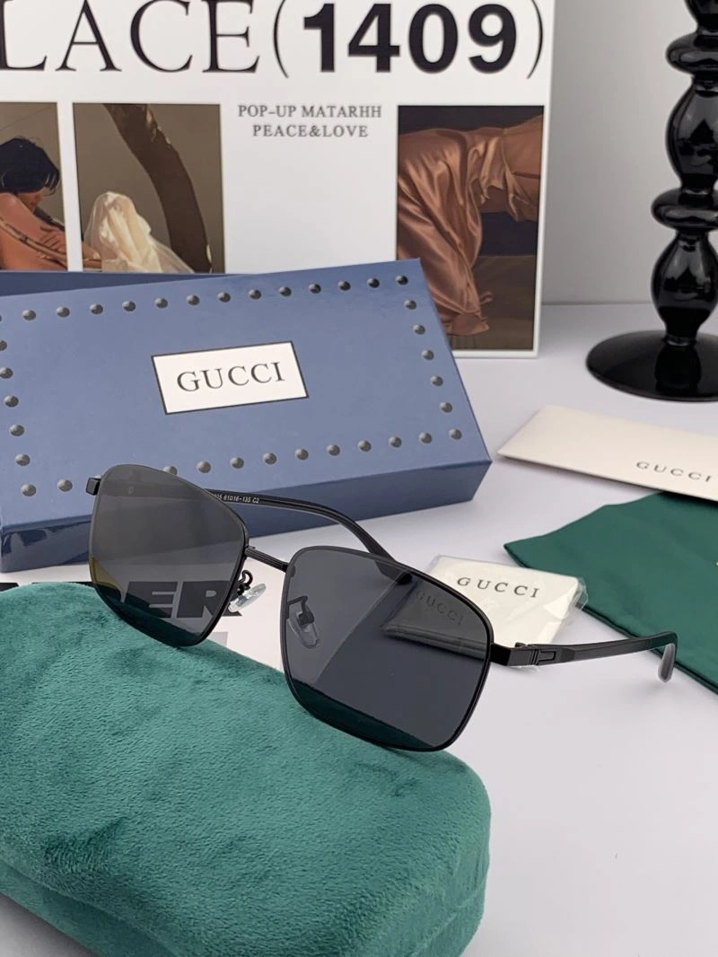 Accurate model Gucci Sunglasses
