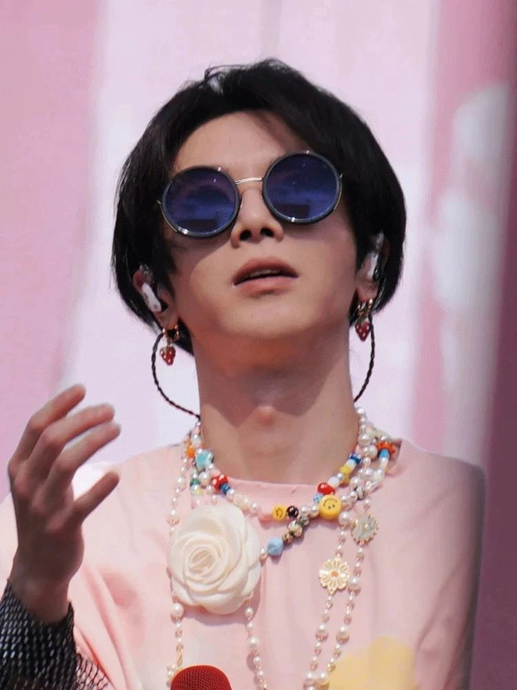 Top match Gucci Sunglasses
