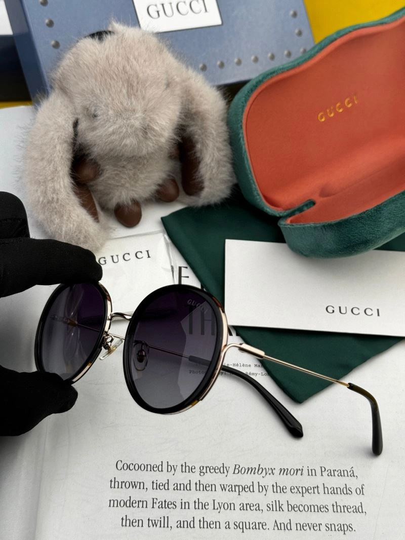 Top match Gucci Sunglasses