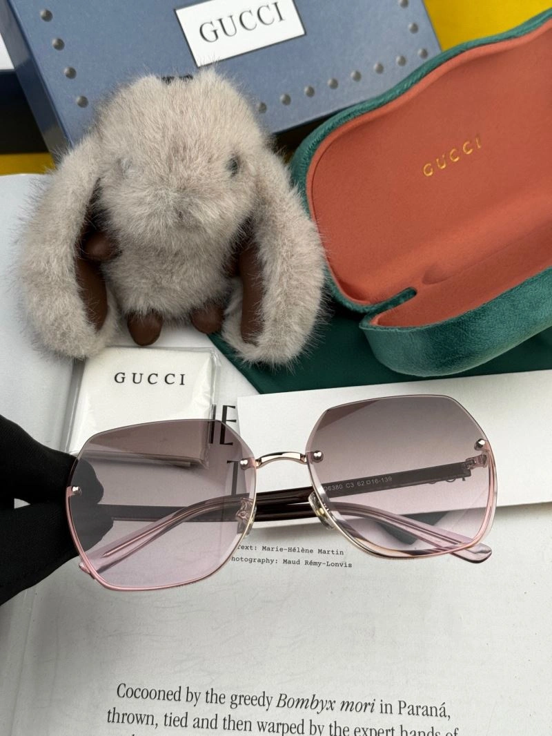Top match Gucci Sunglasses