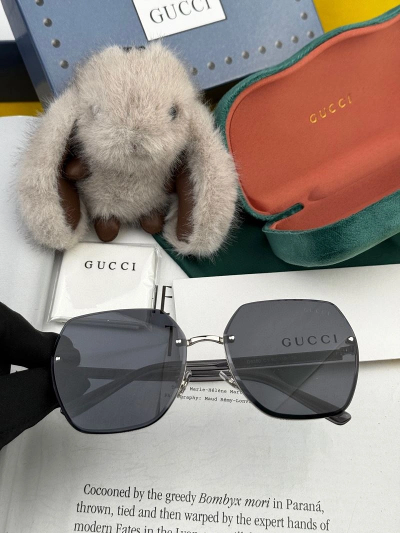 Top match Gucci Sunglasses