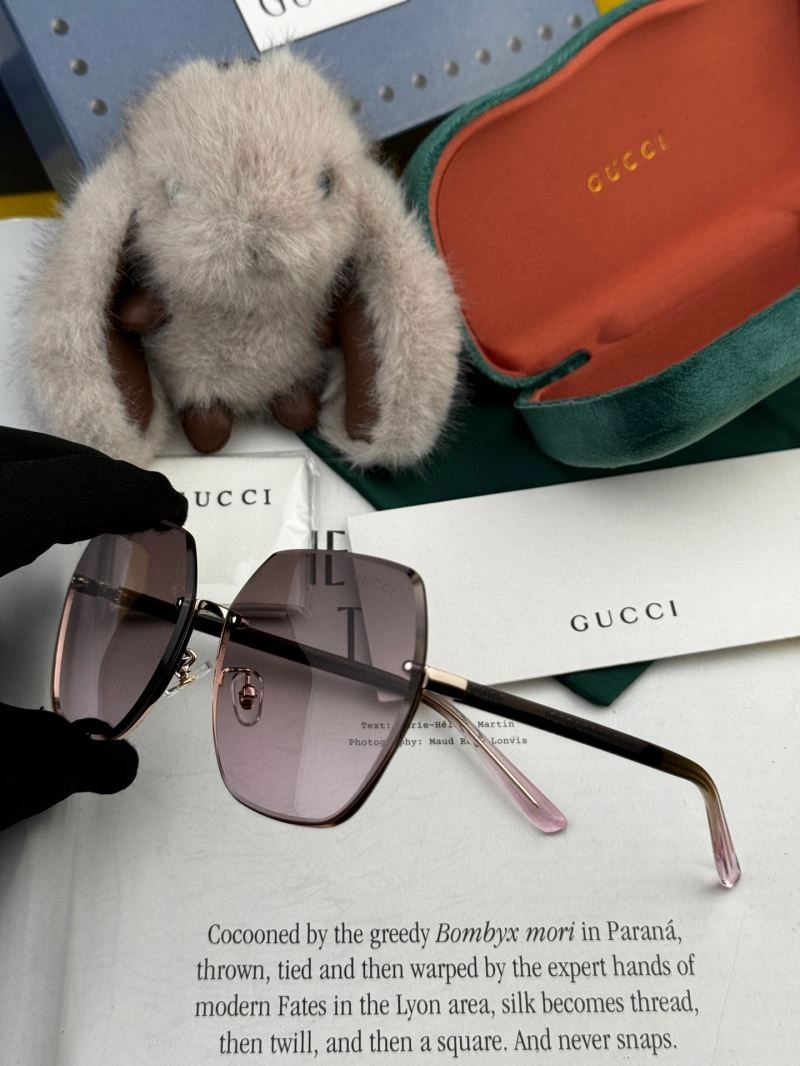 Top match Gucci Sunglasses