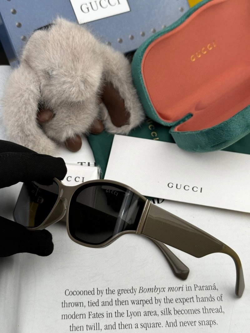 Brand-authenticated Gucci Sunglasses