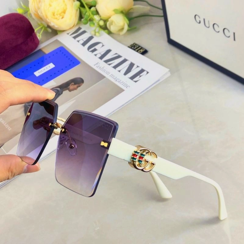 Exact replica Gucci Sunglasses
