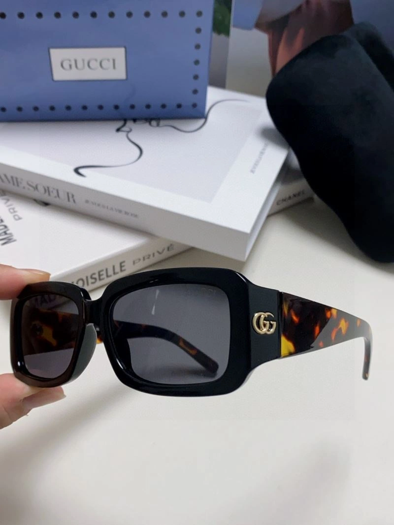 High fidelity Gucci Sunglasses