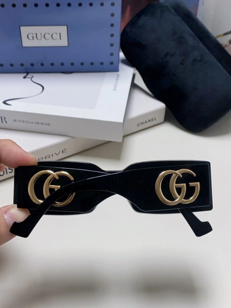 Top mirror Gucci Sunglasses