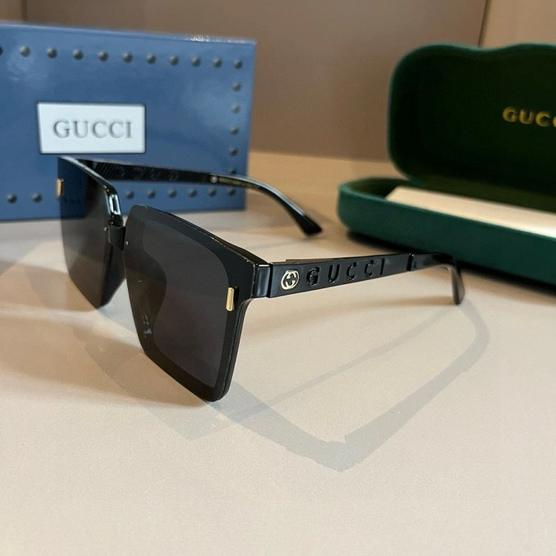 Top match Gucci Sunglasses