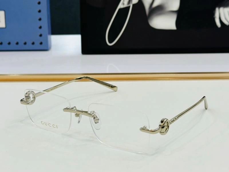 Exact replica Gucci Sunglasses