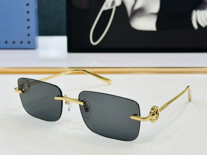 Exact replica Gucci Sunglasses