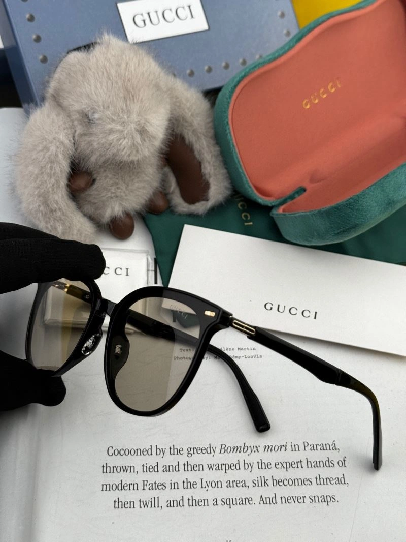 Low-cost Gucci Sunglasses