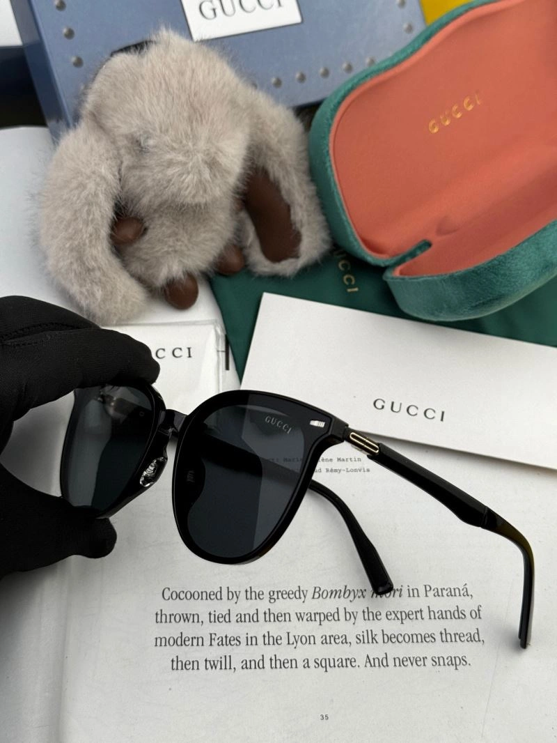 Low-cost Gucci Sunglasses