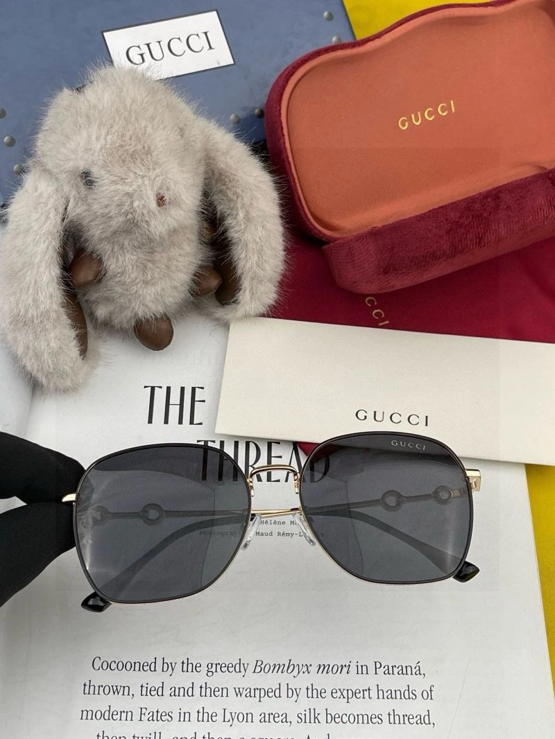 Brand-authenticated Gucci Sunglasses